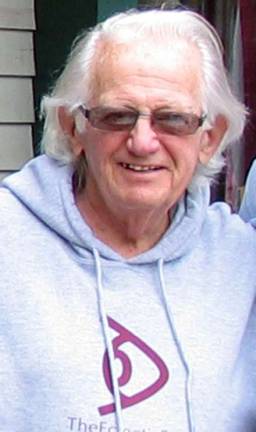 Garage at the Eclectic Eye owner George Laurence retires