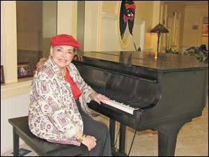 Gloria Okon still misses Warwick