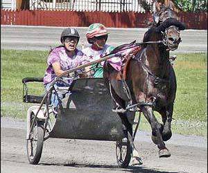 Warwick's Marissa Sarbak wins Historic Track scholarship final