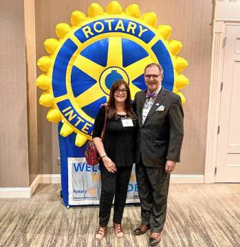 Warwick Rotarians induct Dempsters as co-presidents