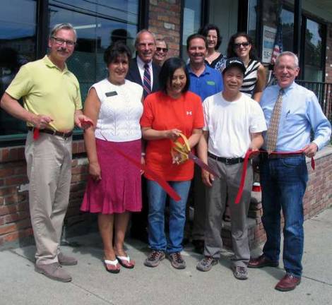 Long Spring Restaurant celebrates 25 years at the same Warwick location