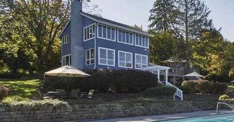 Mountain retreat to be found on Old Mount Peter Road