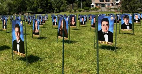 27 senior banners stolen two days before graduation