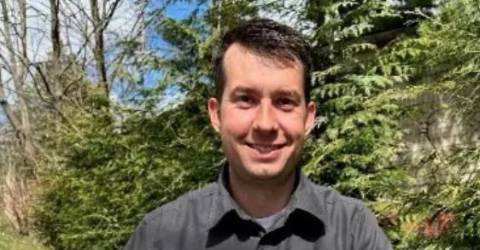 Ask the lawn fertilizer & tick control expert Chris Wheeler: Why do we ...