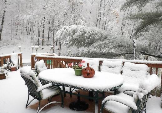 Warwick. Snow in Warwick’s higher elevations ushers in Halloween