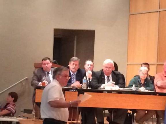 Once again, public rises to Valley View's defense