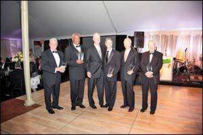 St. Luke's Cornwall gala raises over $200,000