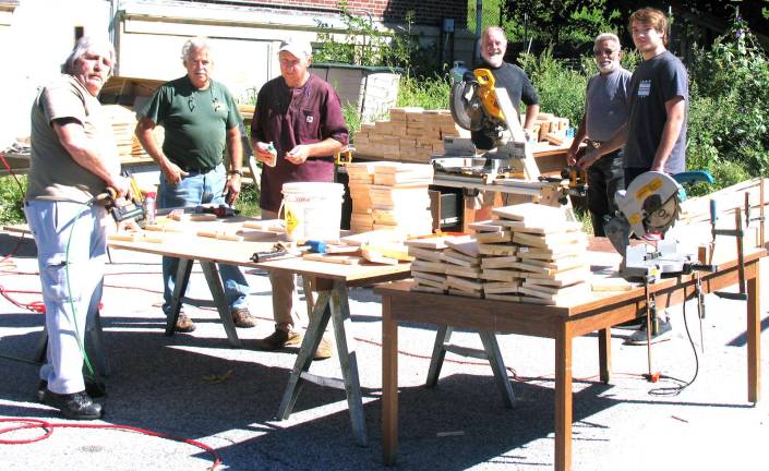 Birdhouse sale at Applefest will help support Warwick Community Center