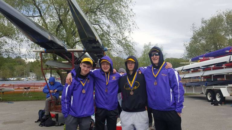 Warwick Crew captures four medals at state championships